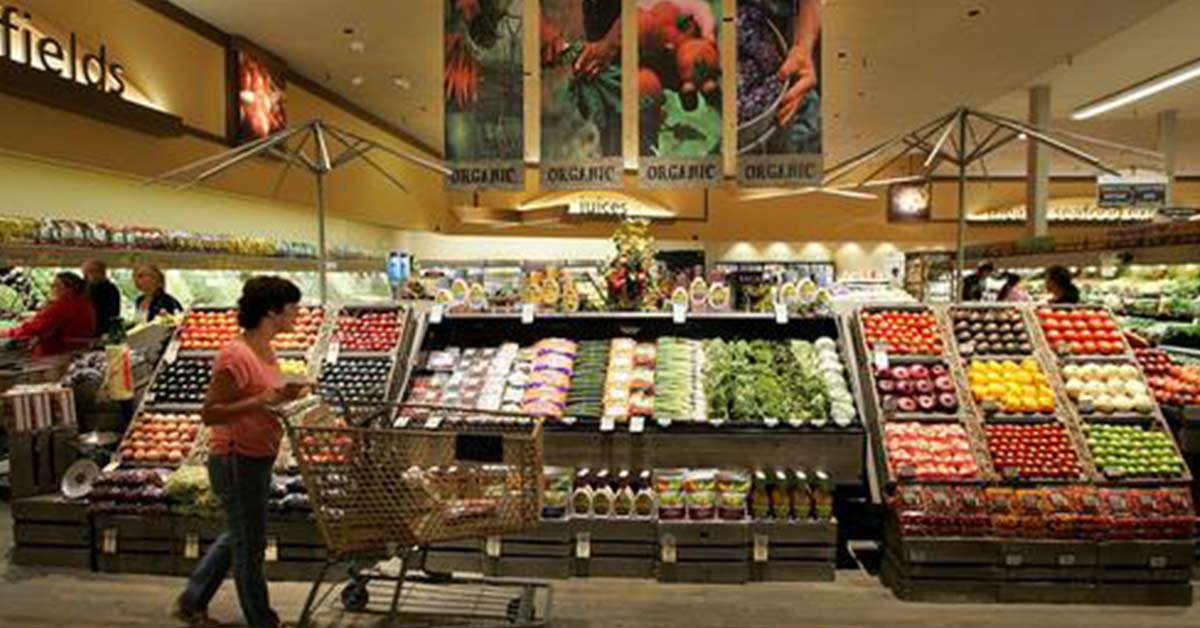 Woman in rural Alaska reveals shocking prices of grocery items in video ...