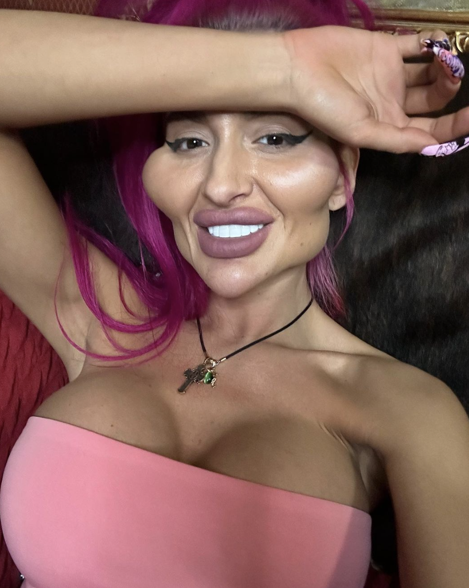 Dalia Naeem: The Barbie Doll Lookalike Who’s Had 43 Cosmetic Procedures