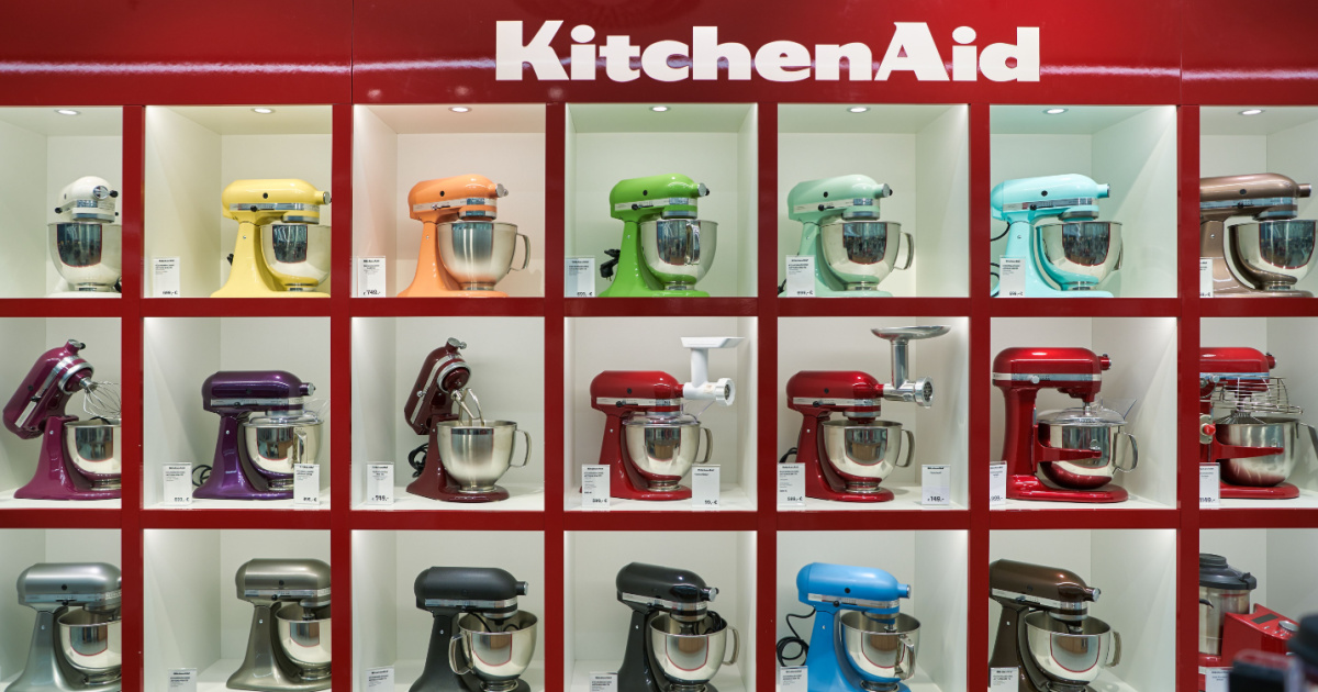 20 American Brands That Are Still Made in The US (and 21 That Aren’t)