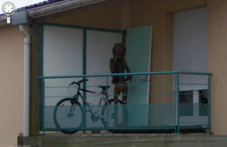 40+ Funny Moments Captured By Google Street View